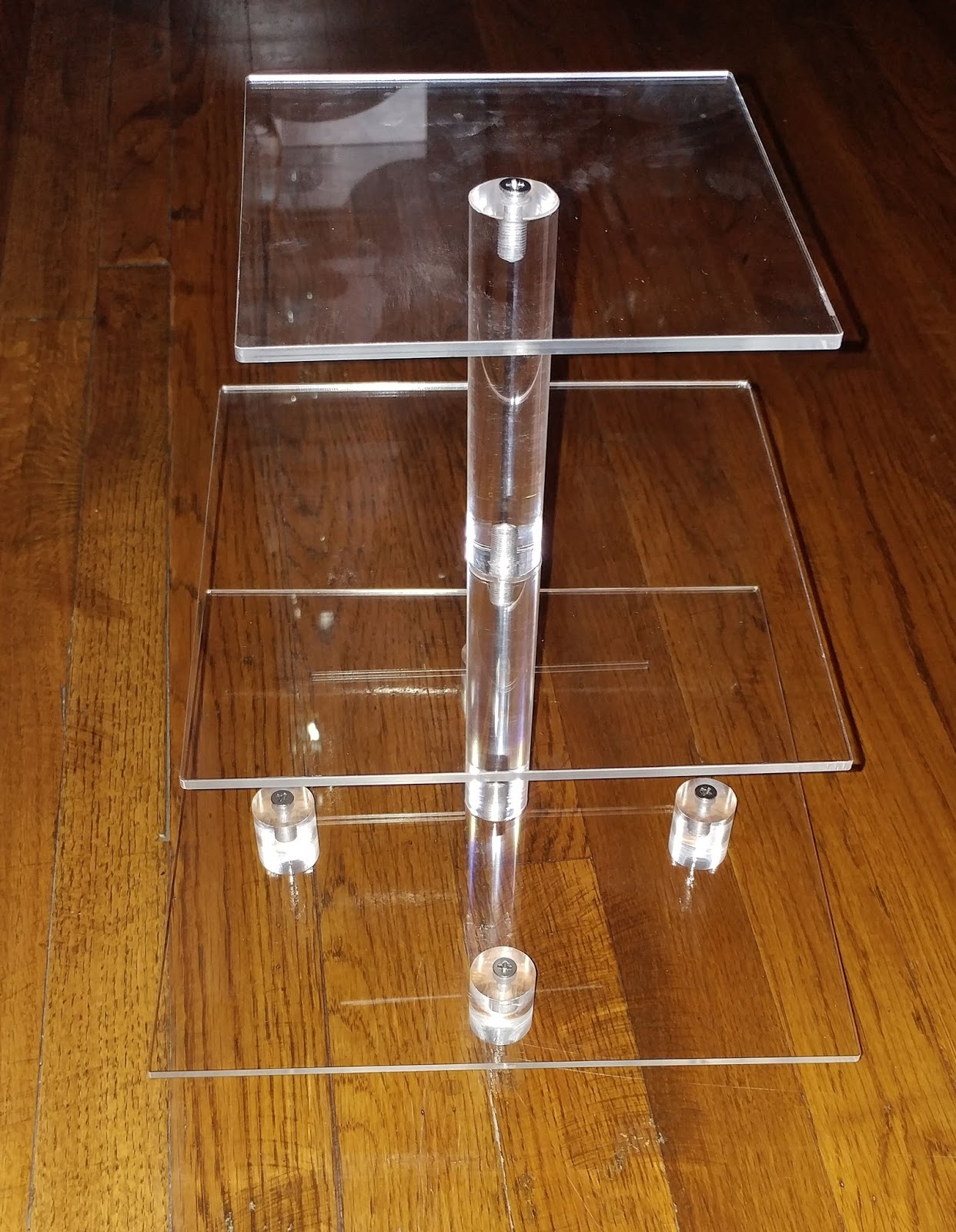 The Roving Reviewer: 3-Tier Square Acrylic Cupcake Stand Review