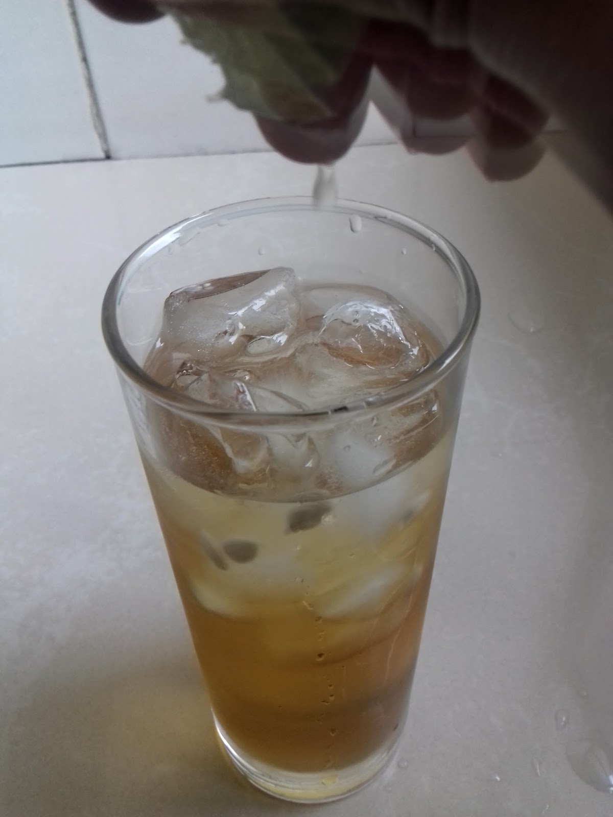 GERMAN APPLE STRUDEL COCKTAIL / Nairobi Kitchen