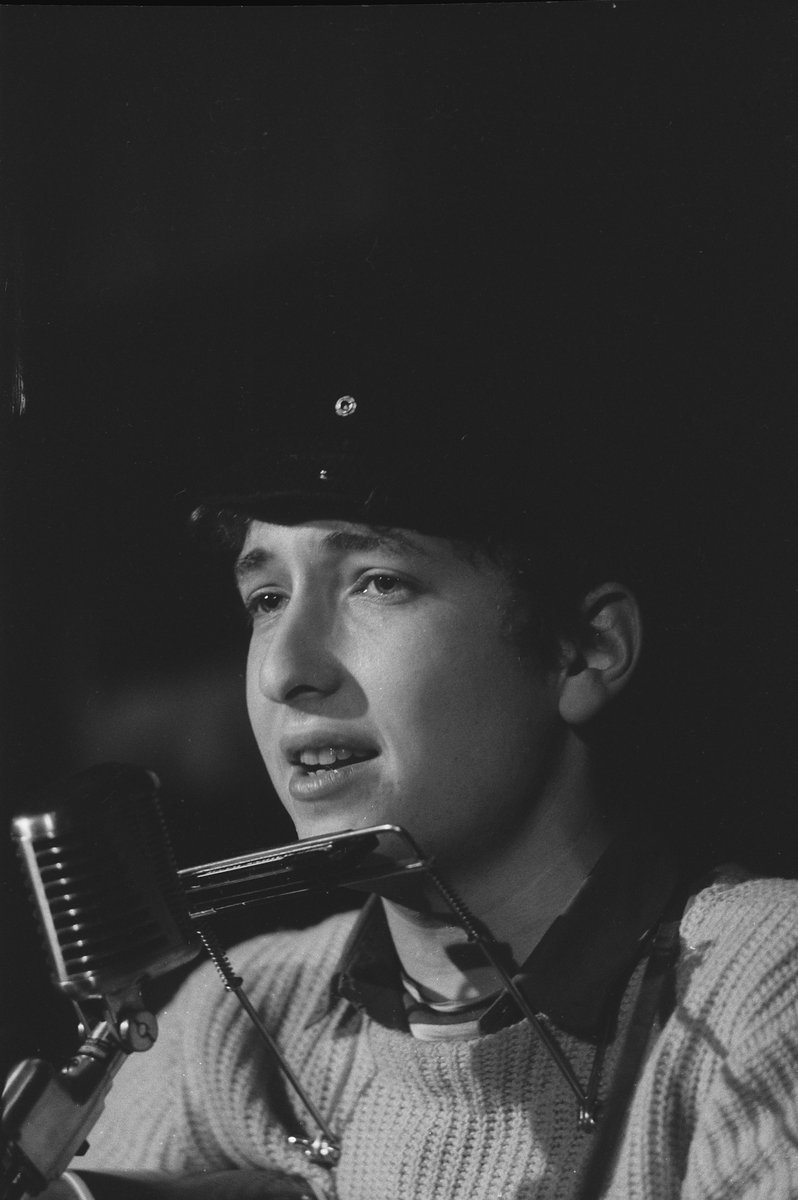 Bob Dylan's Early Days in New York: 17 Intimate Photos of 20-Year-Old ...