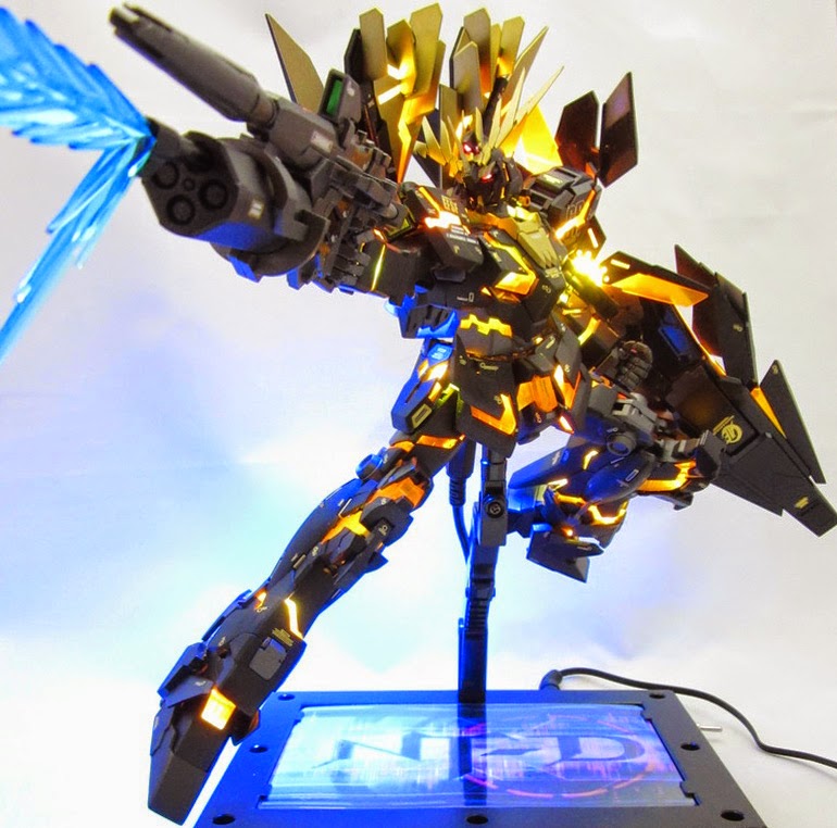 GUNDAM GUY: MG 1/100 Banshee Norn - Custom Build w/ LED