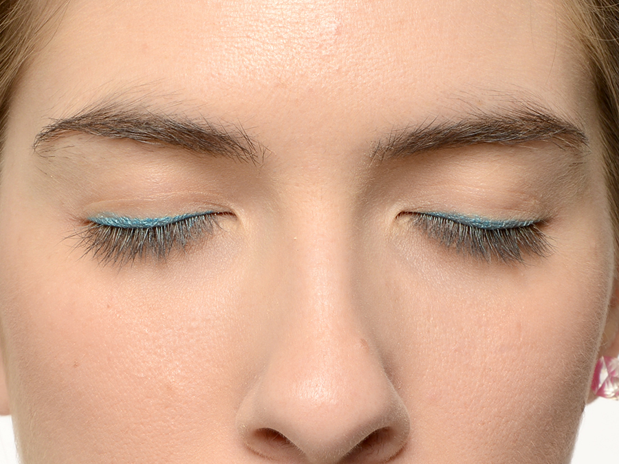 Bisous Darling: Teal Shadow : Tutorial