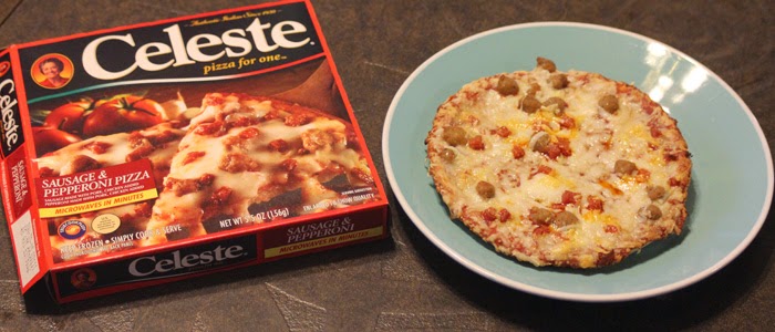 Richard Reviews Everything : Celeste Pizza for one: Sausage and Pepperoni