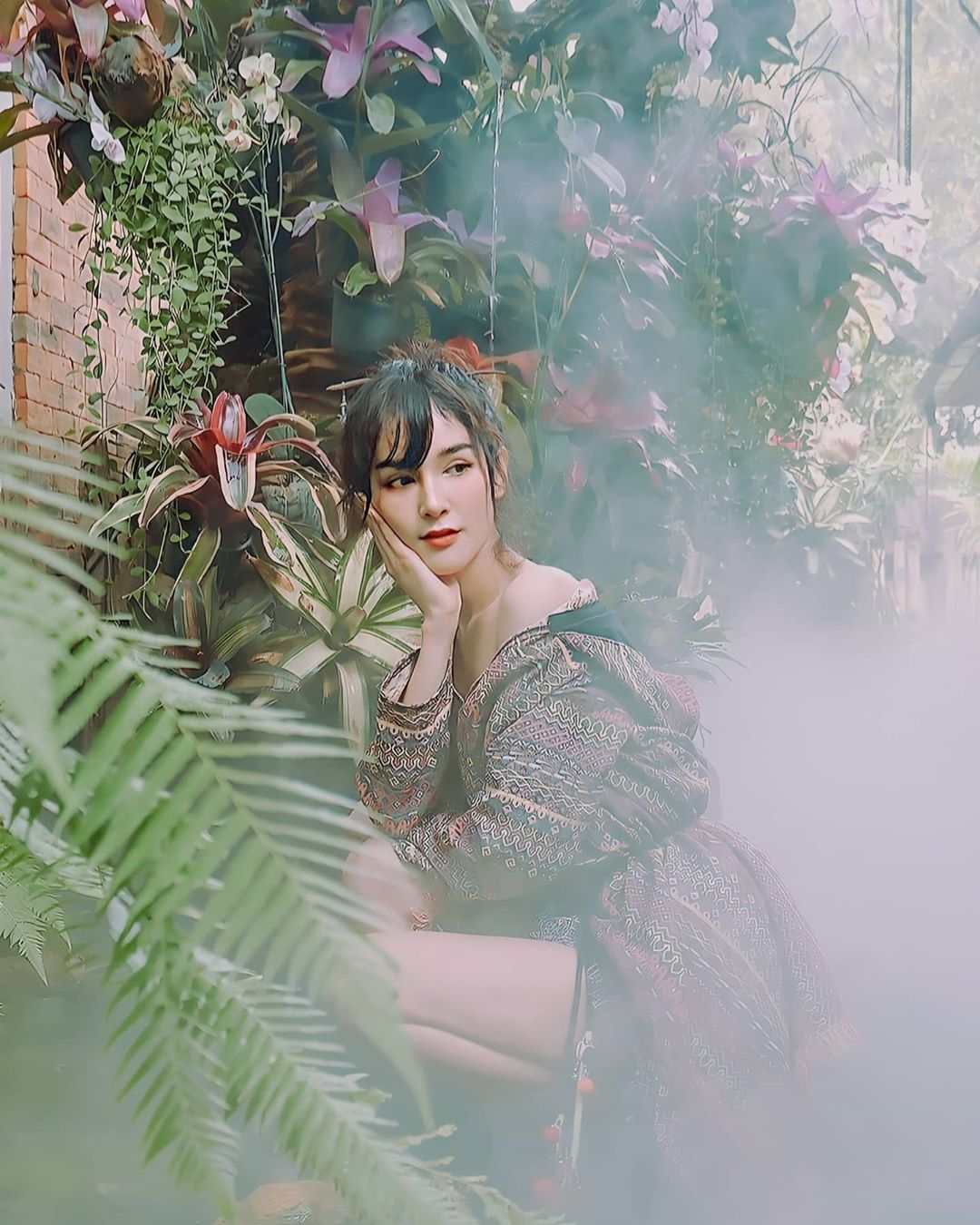 Benz Thipsuda – Most Beautiful Thailand Transgender Model - TG Beauty