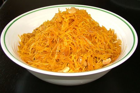 It's Indian Everyday: Meethi Seviyan (Sweet Vermicelli)