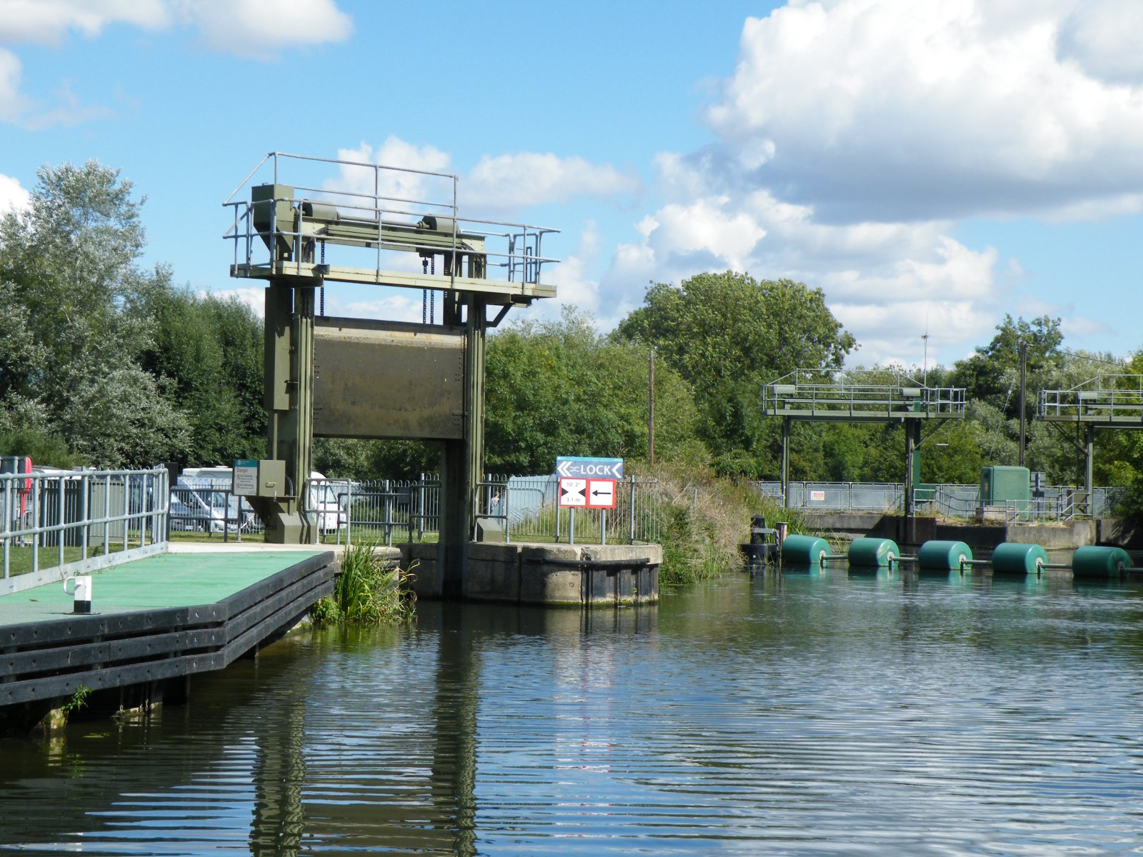 Travelling the Canals of England: To Bedford and Back Again