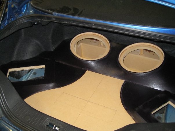 TOP AUTO CUSTOMIZATION : INFINITI G35 CUSTOM FIBERGLASS TRUNK SETUP