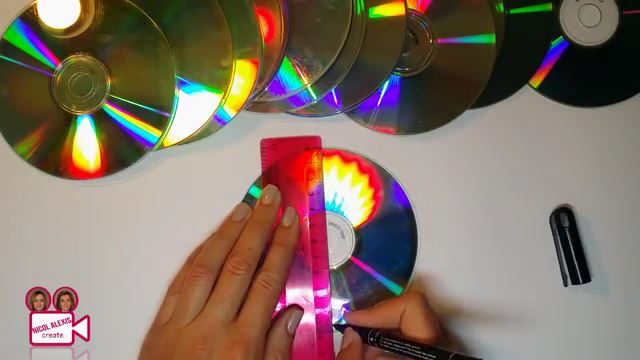 Membuat Tirai Unik dari CD Bekas | SWAKARYA (DO IT YOUR SELF)