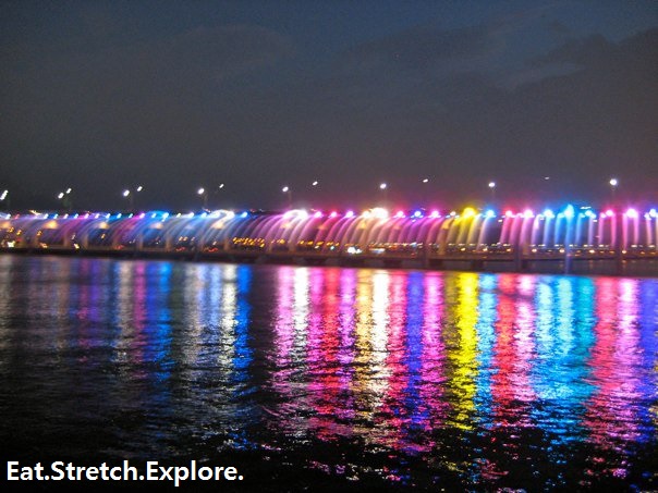[Seoul - Express Bus Terminal] Banpo Moonlight Rainbow Fountain Bridge ...