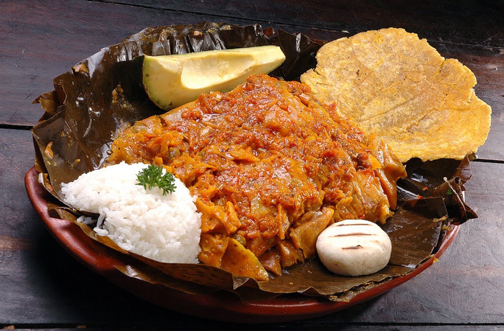 GASTRONOMIA: COMIDAS TIPICAS COLOMBIANAS