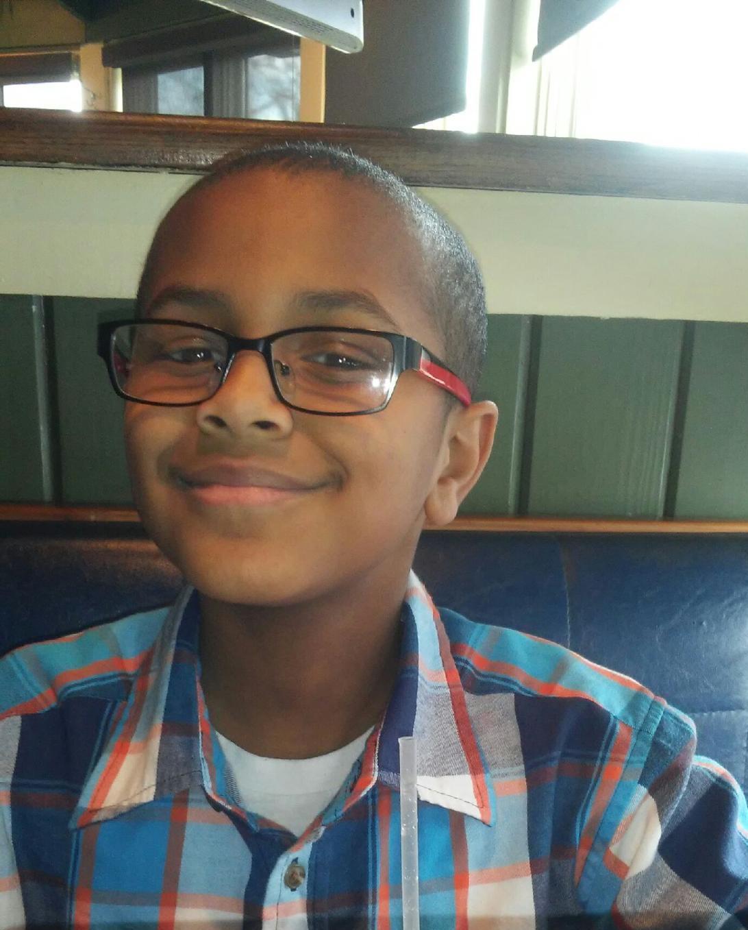 The Booga Wooga & Little Sister Sophia: Out & About w/ Mommy 2