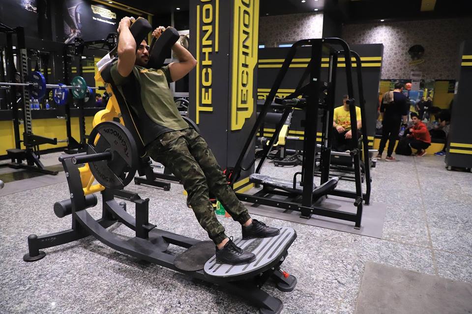 world bodybuilders pictures: iraqi bodybuilder hard and tough muscles ...