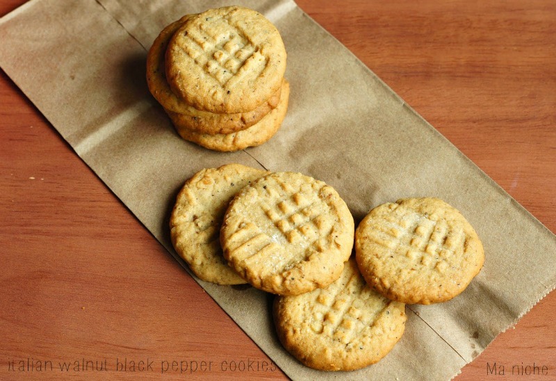 Ma Niche : Italian Walnut Black Pepper Cookies