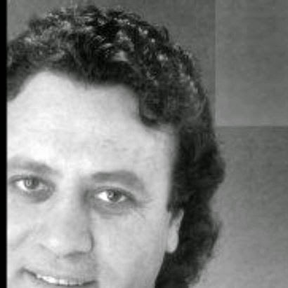Νησιώτικα Τραγούδια: Αγαπάω μια ξανθιά Νίκος Τρομάρας