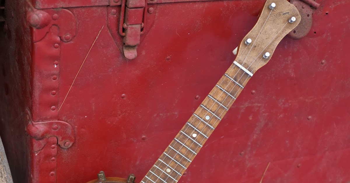 1930s Slingerland MayBell Soprano Banjo Ukulele
