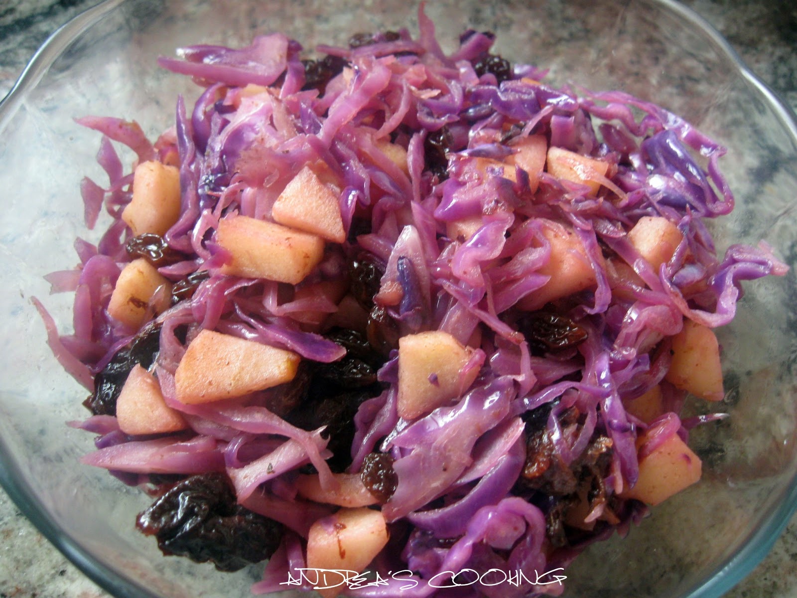 ANDREA'S COOKING: REPOLHO ROXO À MODA ALEMÃ