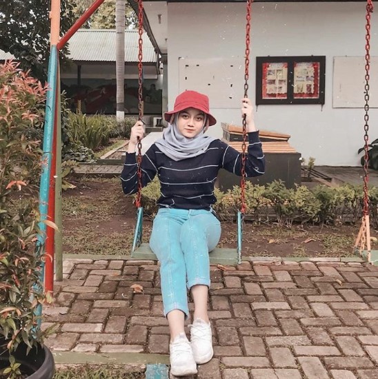 √ 39 Model Hijab Kekinian yang Paling Kece dan Gaul ala Anak Muda ...