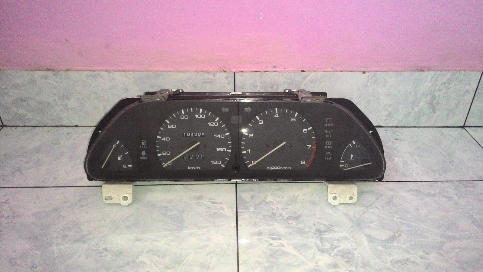 #almostORIGINAL: [sold] - Speedometer Analog Mazda 323 Interplay