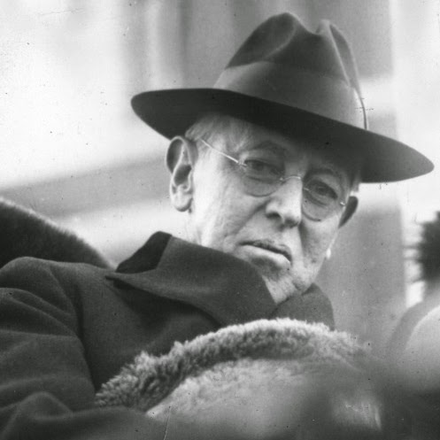 Bespectacled Birthdays: Woodrow Wilson, c.1919