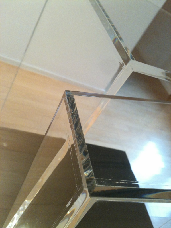 MONOCHROMATIC AXONOMETRIC: Stachon: Body, Space, Volume