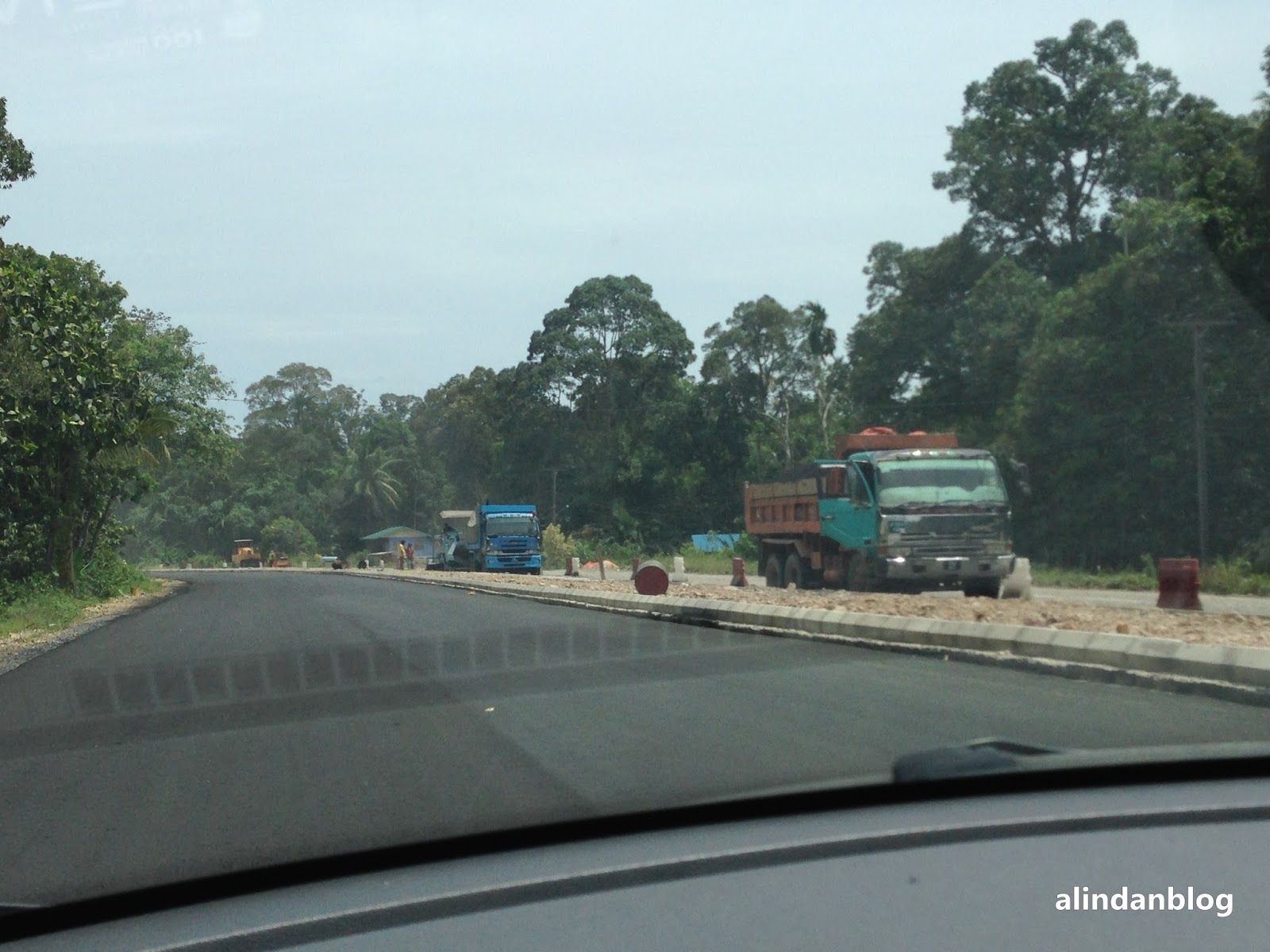 Blog alin: Perkembangan projek jalan raya Pan Borneo - Perjalanan dari ...