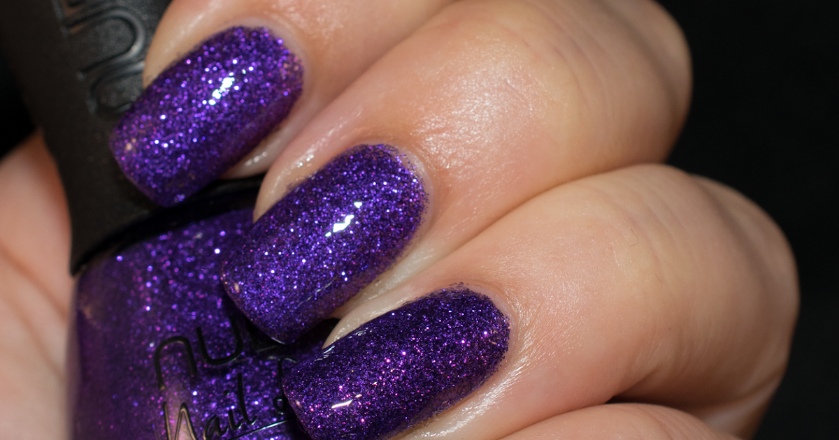Lacky Corner: Läsarnas Val / Reader's Choice - Nubar Violet Sparkle