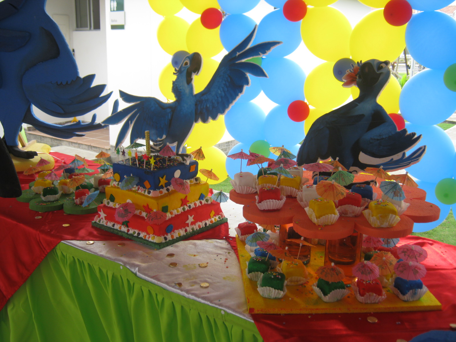 Majestik eventos: FIESTA RIO