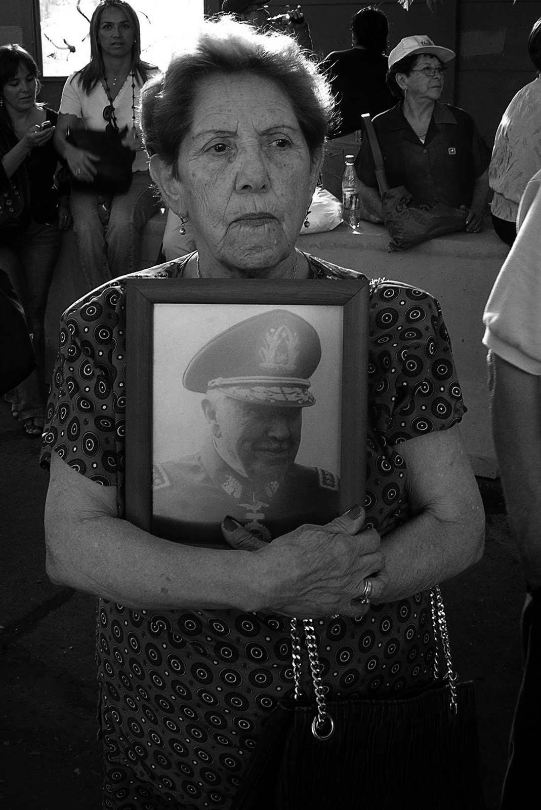 El hombre rabioso: Caras en la ruta