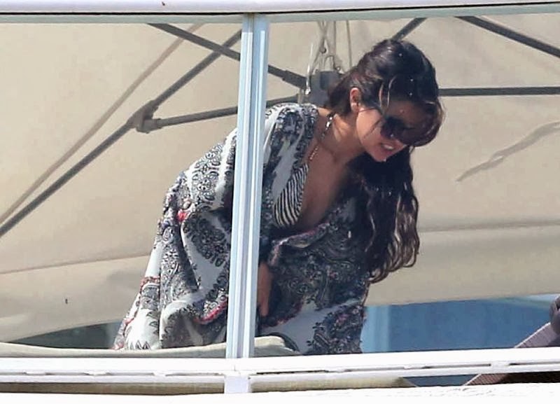 Retro Bikini Selena Gomez Wearing A “zebra Bikini” And Tattoo In Miami