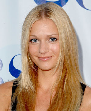 A. J. Cook Hairstyles - The_Best Celebrity
