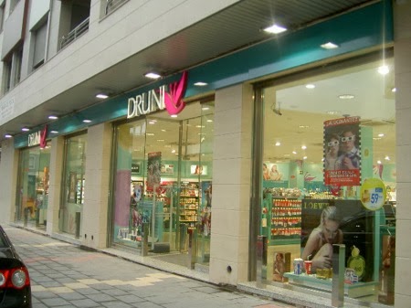 LA MAQUILLAJERÍA: PERFUMERÍAS DRUNI