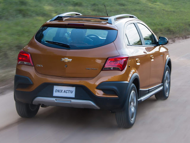 Chevrolet Onix Activ 2017: vídeo, preço, consumo e detalhes