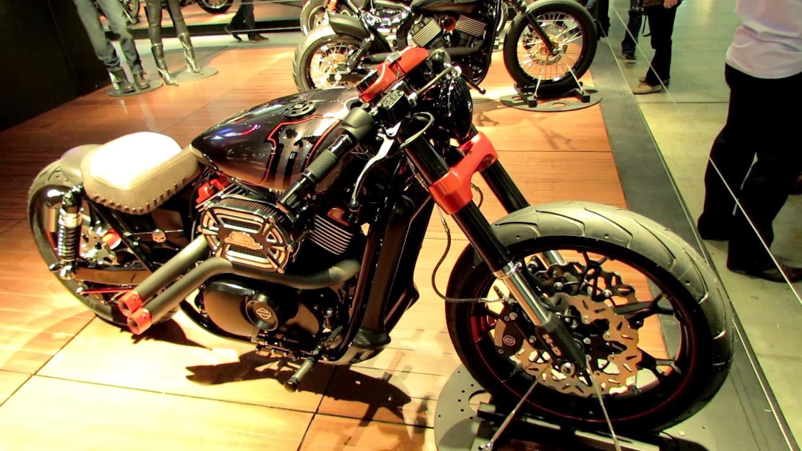 CUSTOM SOUL: Harley-Davidson Street 750