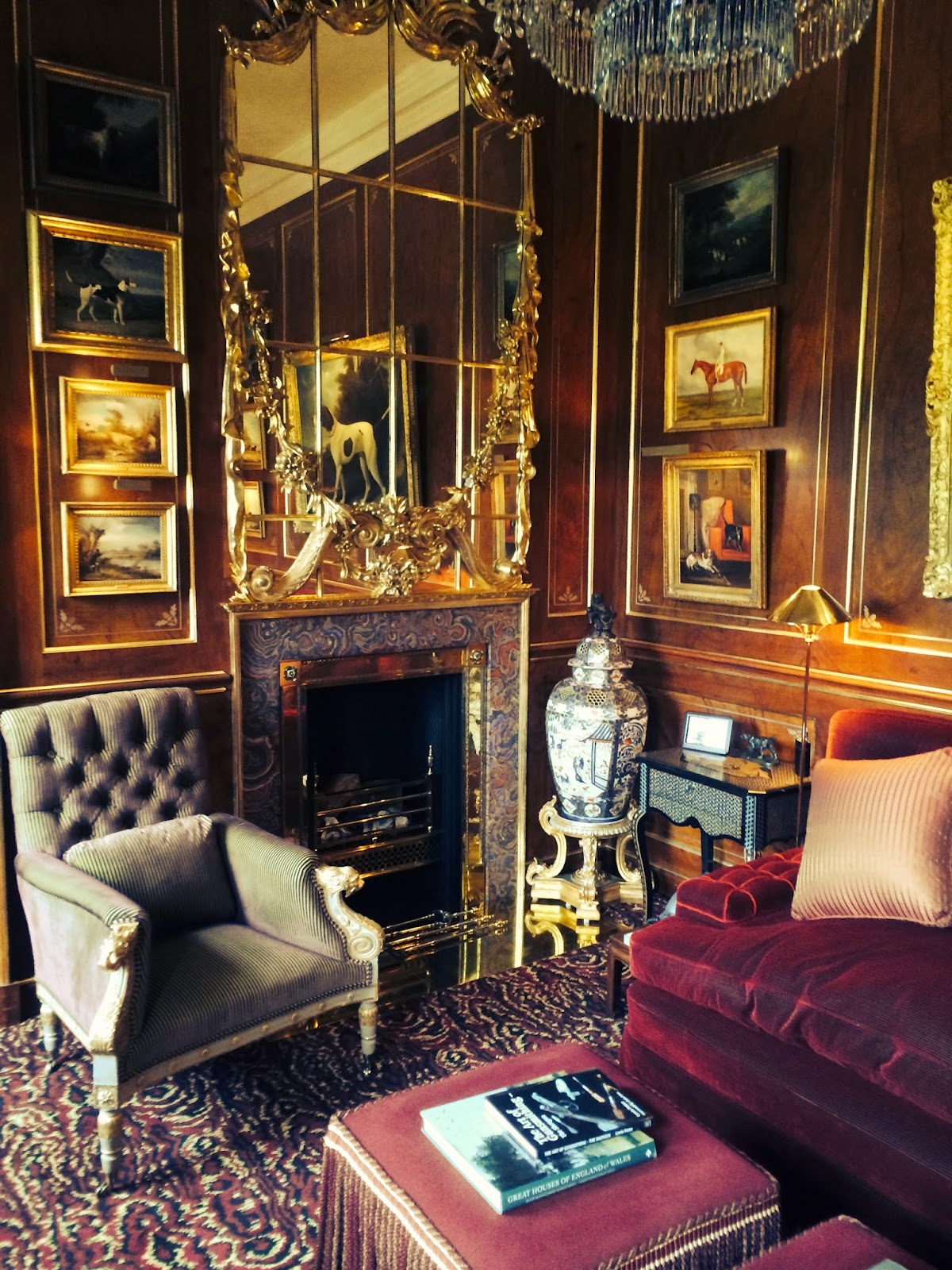 JOHN STEFANIDIS: LIVING BY DESIGN: Eldon House