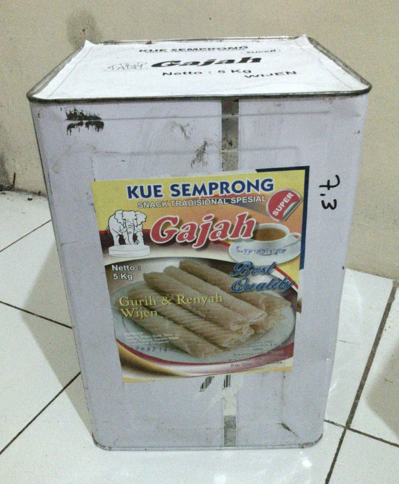 Produk Kemasan Kaleng yang menjamin kualitas produk | Roti Semprong