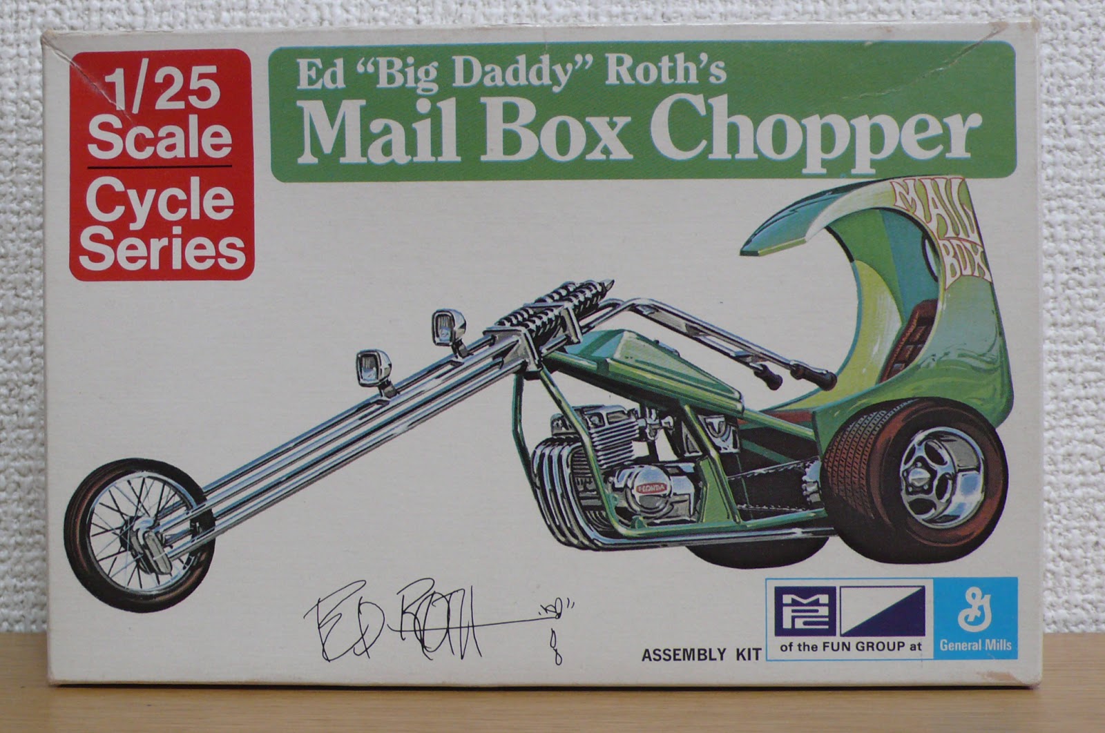 Motoblogn: Ed "Big Daddy" Roth's Mail Box Chopper (1972 MPC)