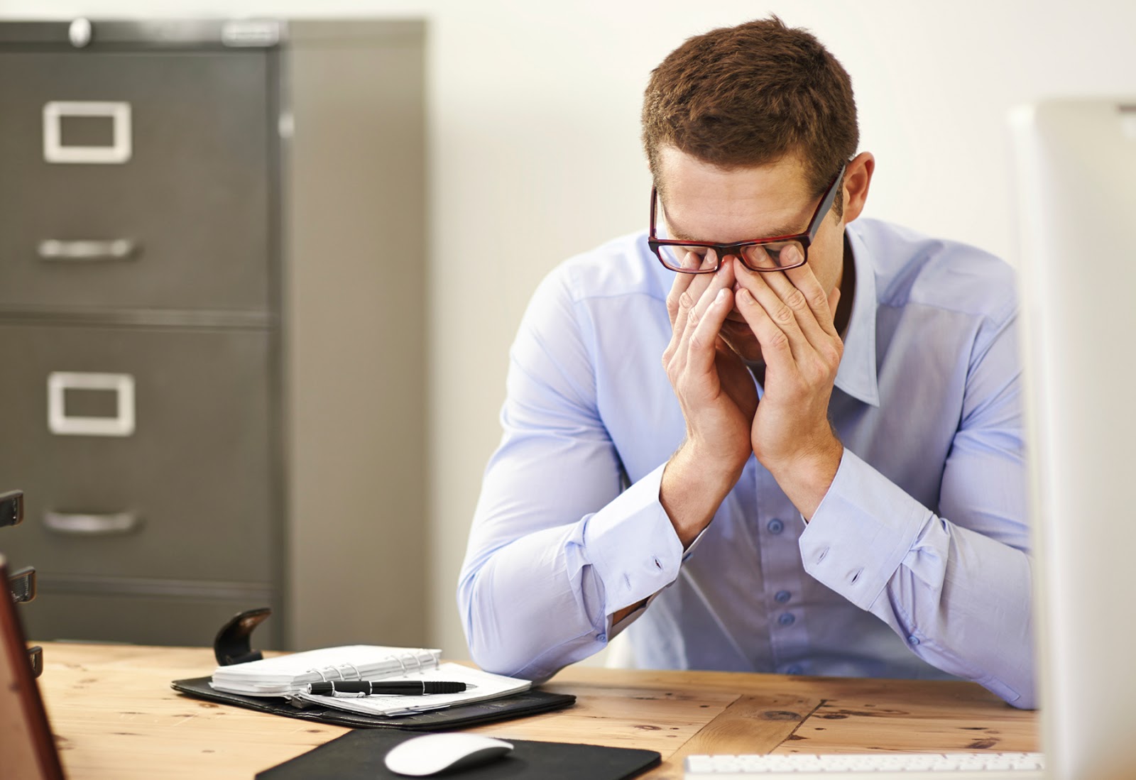 health benefits: What happens if you look at the computer screen for a ...