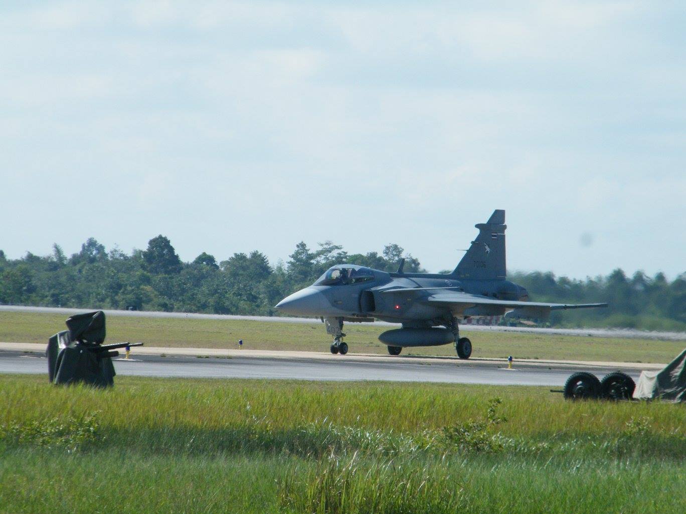 THAIDEFENSE-NEWS: งานวันเด็กแห่งชาติ ปี'60 ที่ กองบิน 7