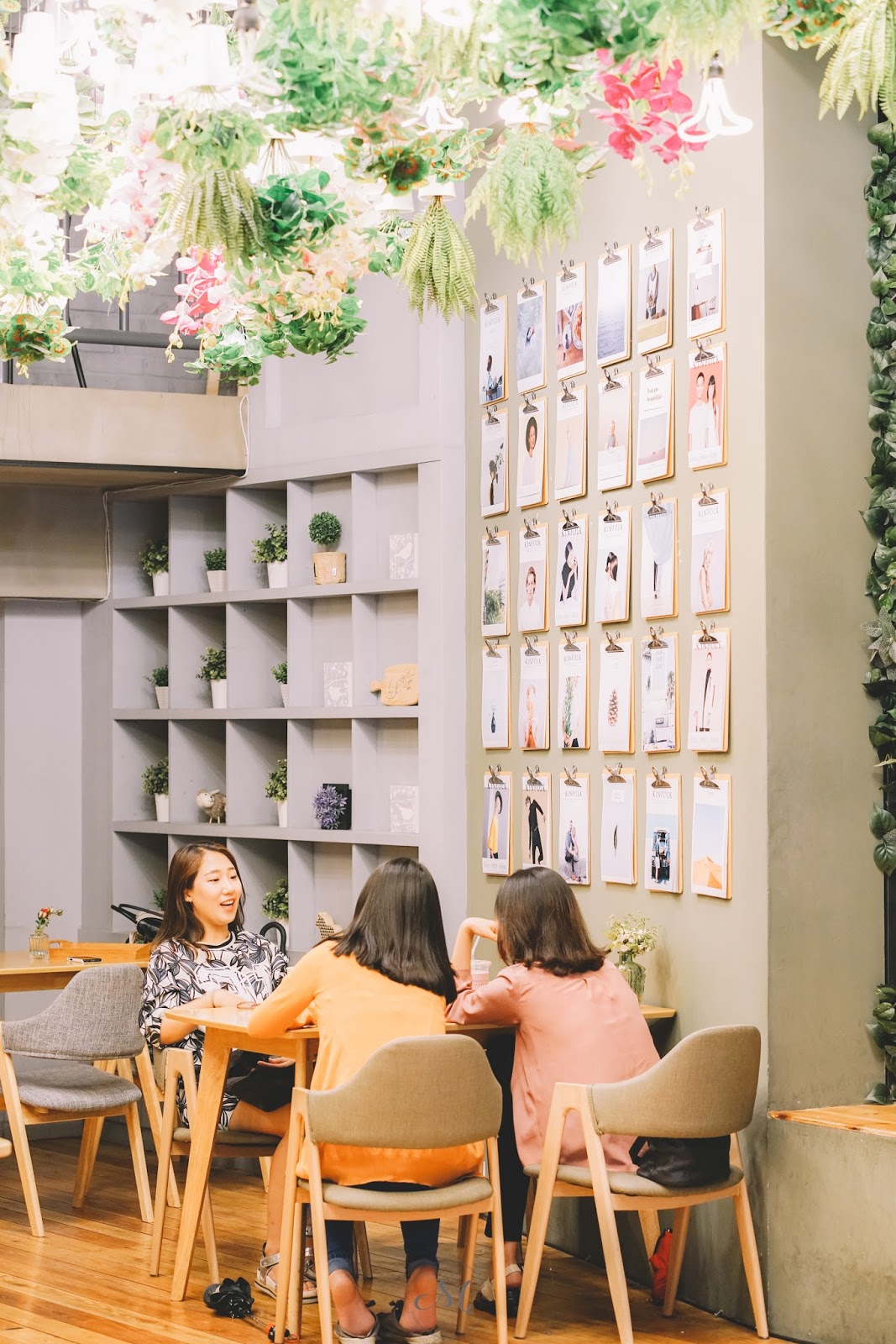 Hongdae 24"7 cafe 트웬티포세븐플러스 - Mini en Monde