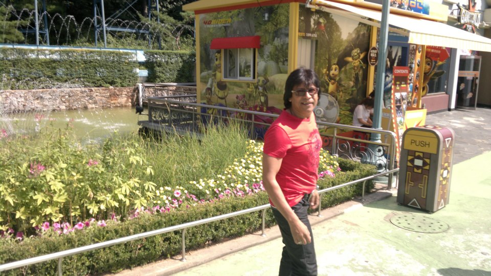 Sindhi World : Hasan Jahangir pop singer