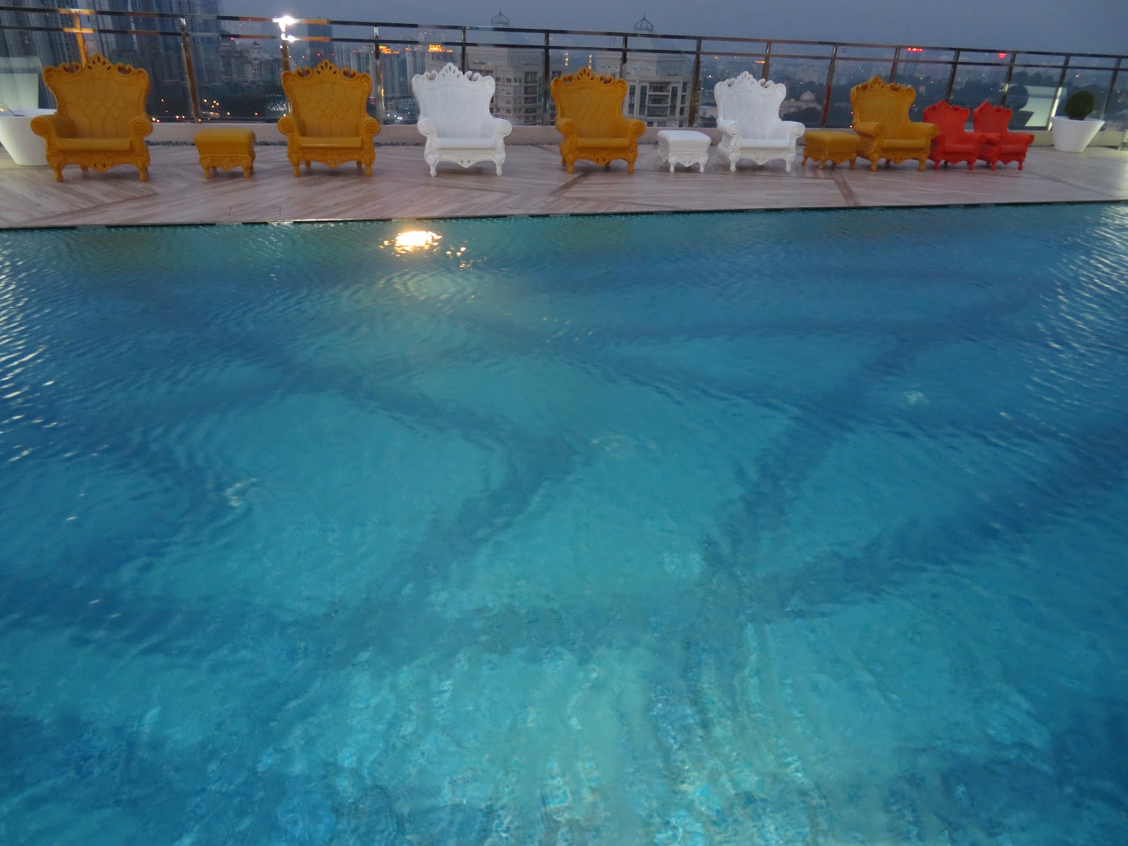 Kee Hua Chee Live!: SHARON LIAN AND LINA CHUA HOSTED BIRTHDAY DINNER ...