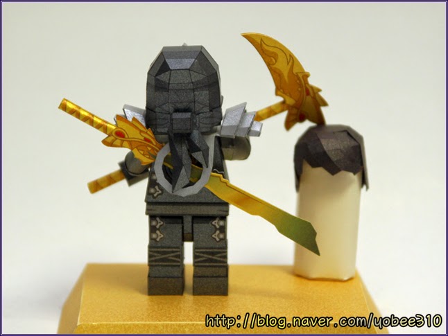 YOBEE'S LEGO MINI-FIGURE PAPER CRAFT: Lego Ninjago Cole (2013) Papercraft