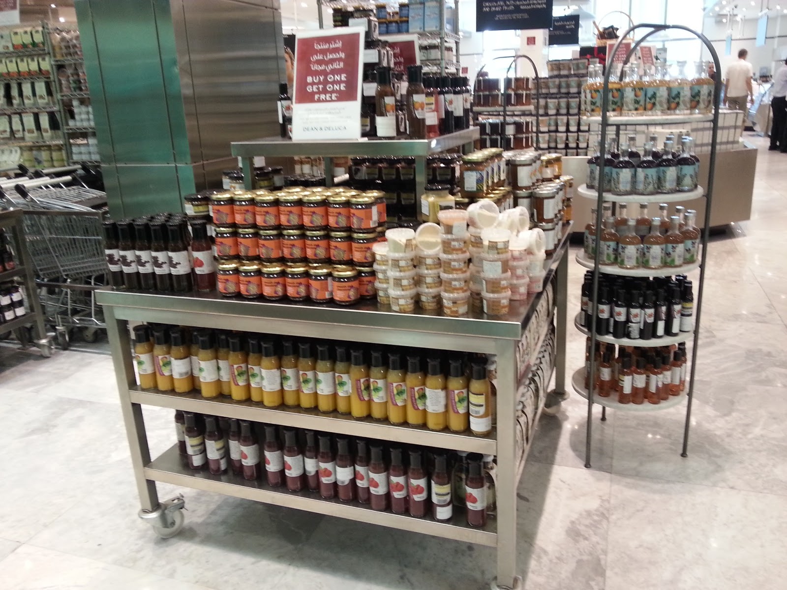 Tea Review: Tipu's Chai from Dean & Deluca - Brocade Blue