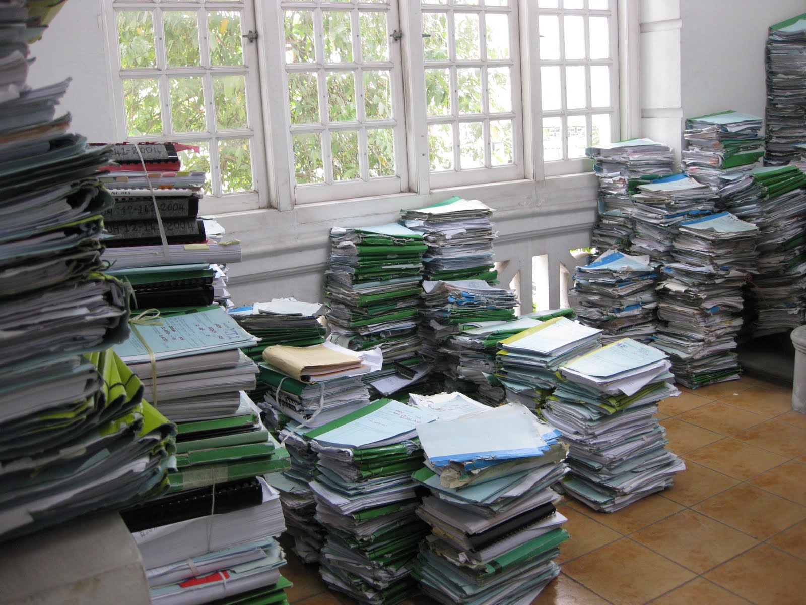 P. PEJABAT: October 2012