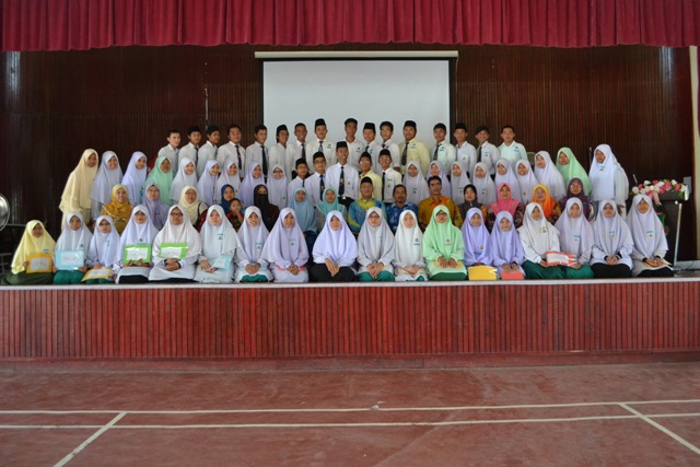 Portal Rasmi SAM Pasir Panjang: Majlis Penyerahan Slip SPM 2012