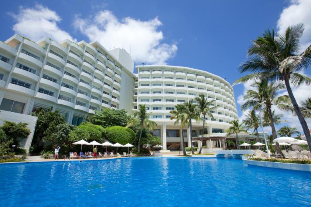 ANA InterContinental Manza Beach Resort, Okinawa, Japan - Jom Escape