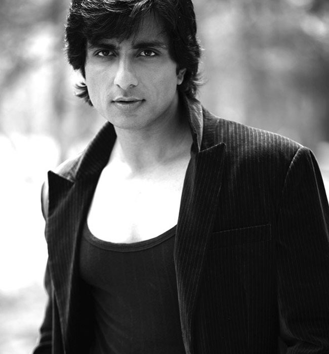 Sonu Sood Former Model And Bollywood Indian Actor | Ravigadu.Com ...