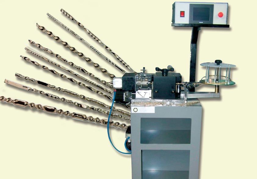 MAQUINARIA ITALIANA PARA TUBO: MAQUINA TORCEDORA TUBO