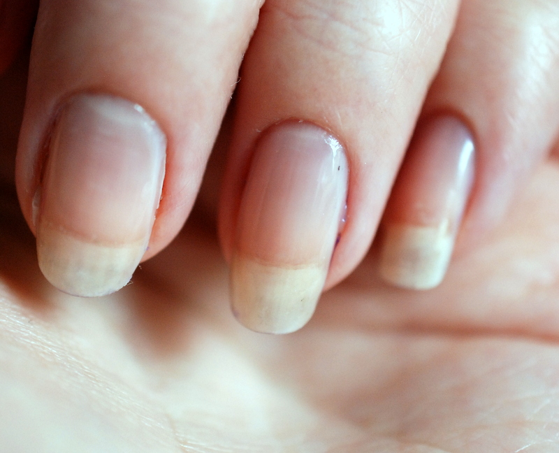 Bones And Lilies: How To Do Syrup Nails (Easy Ombre)