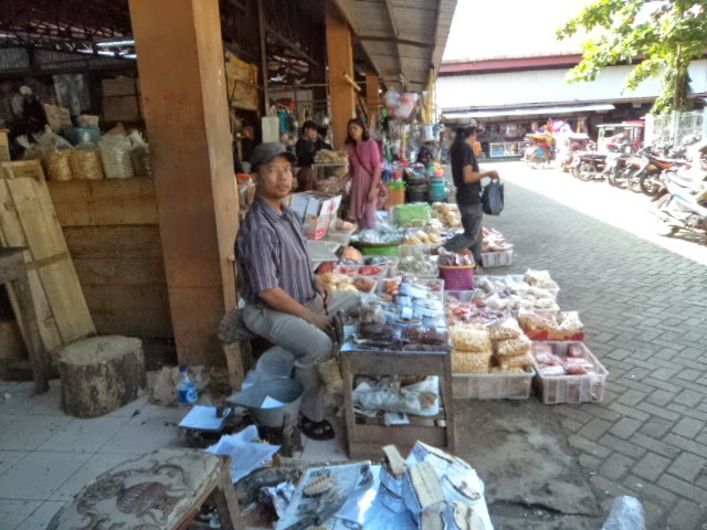 catatan dunia kecil: Pasar (Mini Kehidupan)