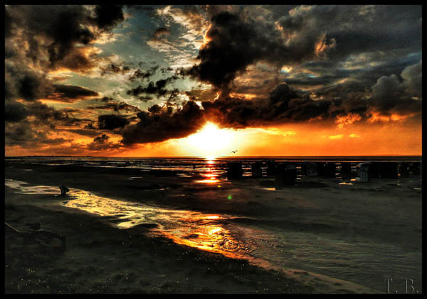 20 Beautiful Amazing Sky Photographs | Mow Design | Graphic Design Blog